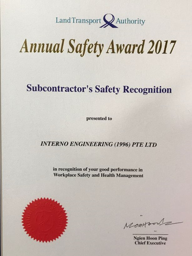 Awards & Certification – Interno